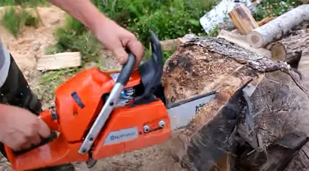 How Tight Should a Chainsaw Chain Be? - PoleSawGuide
